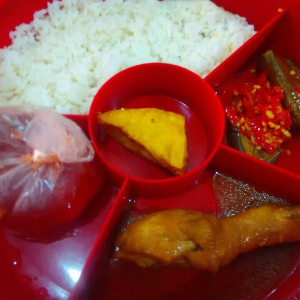 BCA KCP Pulo Brayan - Jl. Kol. Yos Sudarso No. 223-J/K