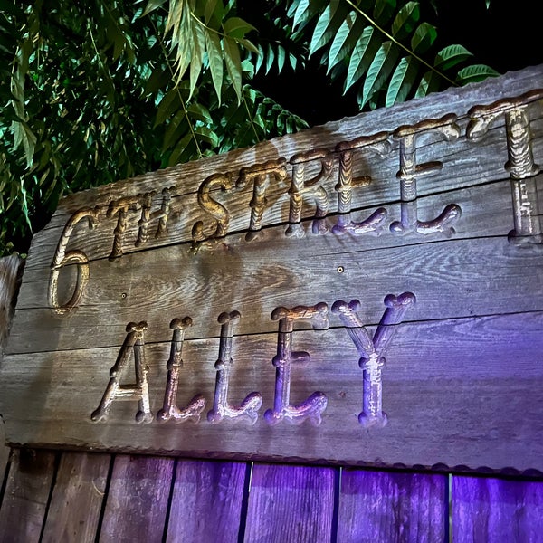 Hideout Saloon - Bar