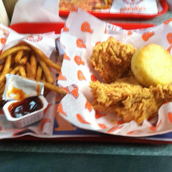 Popeyes Louisiana Kitchen - 2135 E Livingston Ave
