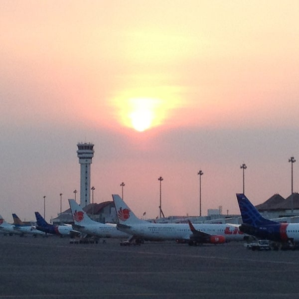 Juanda International Airport (SUB) - Jl. Ir. H. Juanda