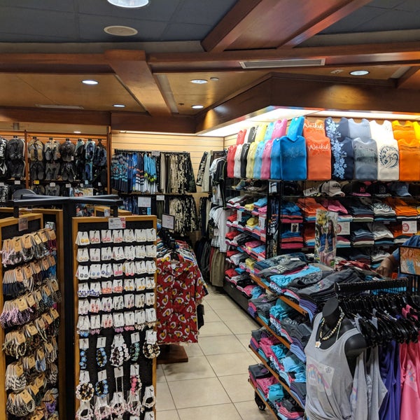 ABC Stores #45 - Convenience Store in Waikiki