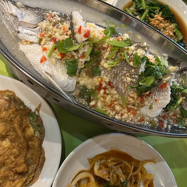 Sara Thai Kitchen - 106 tips from 4875 visitors