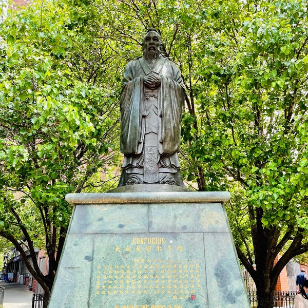 Confucius Statue Chinatown