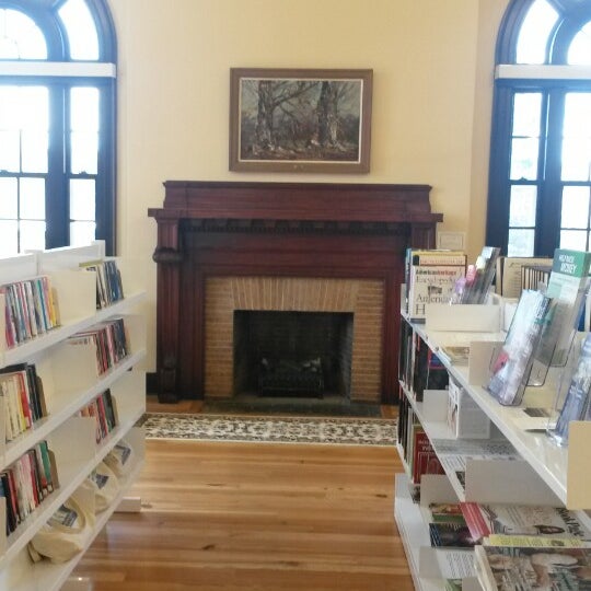 Athol Public Library - 1 tip