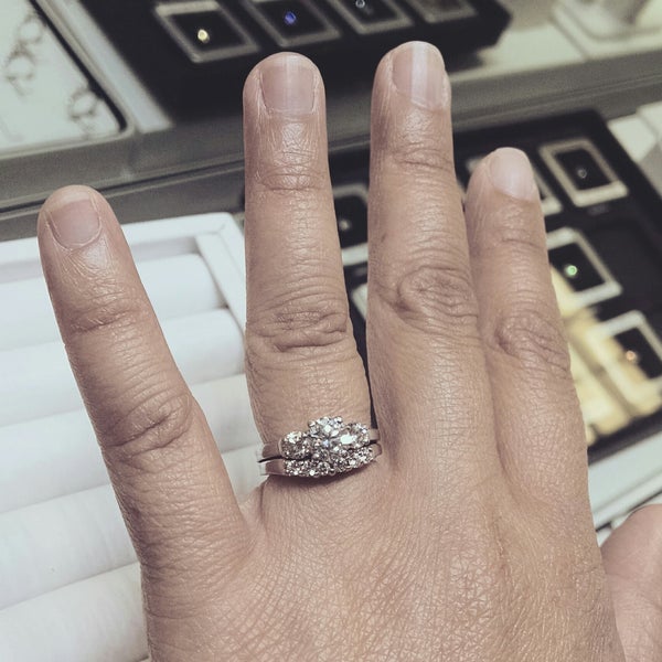 San Francisco Diamond Exchange - Jewelry Store in Showplace Square