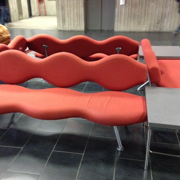 HEC Montréal - Édifice Decelles - University in Côte-des-Neiges