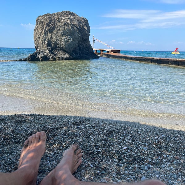 Eden Beach - Beach in Saronida