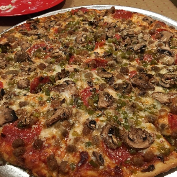 Theo's Neighborhood Pizza - Pizzeria in New Orleans
