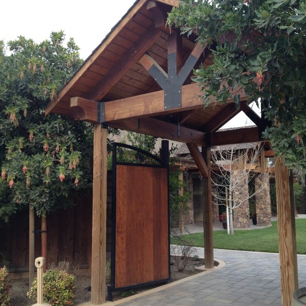 Photos at Crooked Vine/Stony Ridge Winery - 7 tips