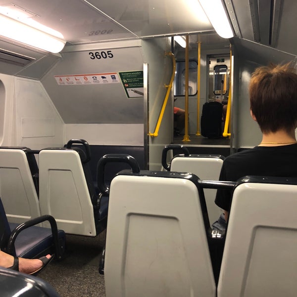 Photos at Green Square Station - 16 tips