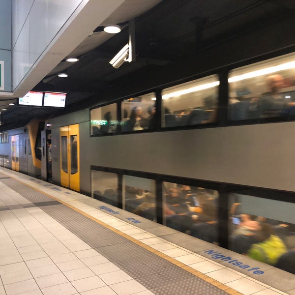 Photos at Green Square Station - 16 tips