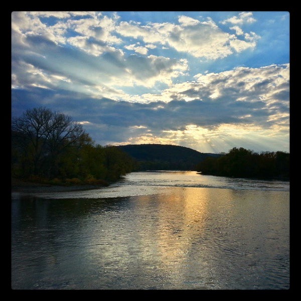 Lone Maple Farm - Southside - 2 tips from 80 visitors