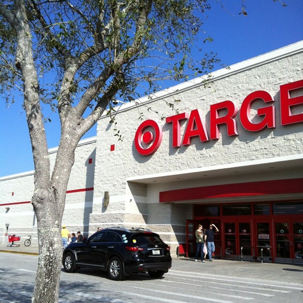 Target - Big Box Store in Saint Petersburg