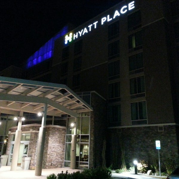 Photos at Hyatt Place Reno-Tahoe Airport - Hotel in Reno