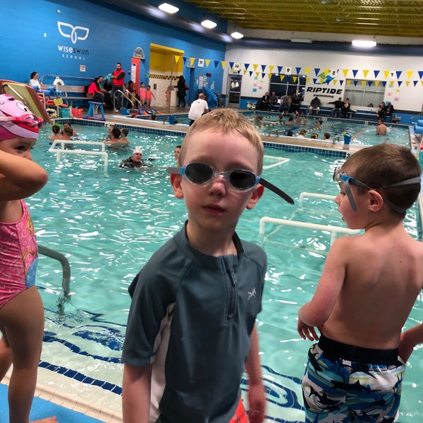 Wise Swim School - Swimming Pool