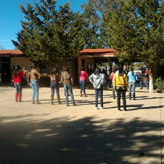 Escuela Secundaria Técnica 42 Salvador Vidal - Student Center
