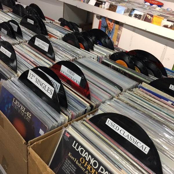 Compact Music - Record Store in Centretown-Downtown