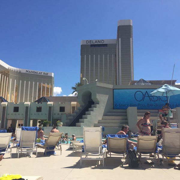 Photos at Luxor Oasis Pool Bar - Hotel Bar