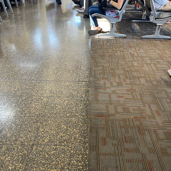 Gate D45 - Airport Gate