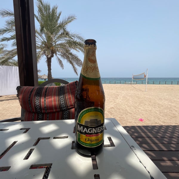 Baywatch Pool Bar - 1 tip from 77 visitors