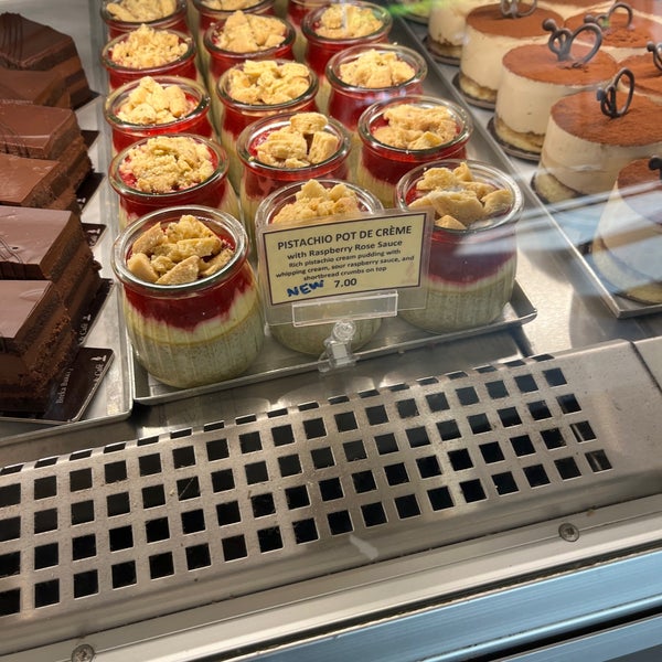 Breka Bakery & Cafe - Bakery in Vancouver