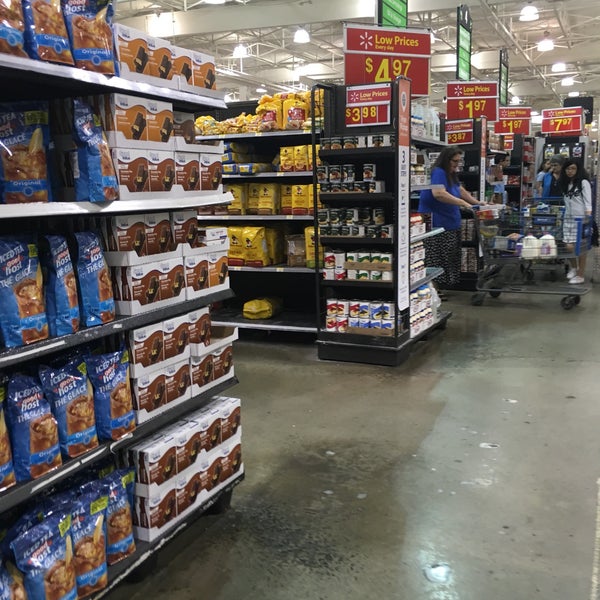 Photos at Walmart Supercentre - Renfrew-Collingwood - 31 tips from 2190 ...