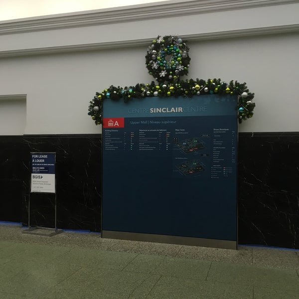 Sinclair Centre - Shopping Mall in Vancouver