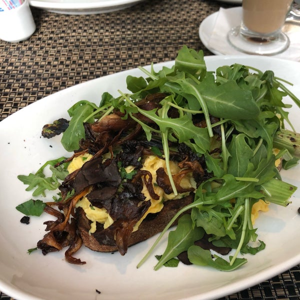 Holt's Cafe - Sandwich Spot