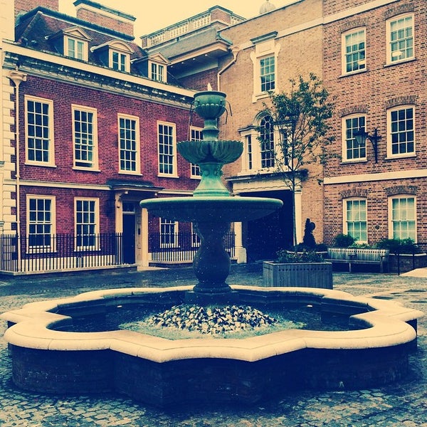 Photos at eBay UK - South Richmond - Hotham House, 1 Heron Sq