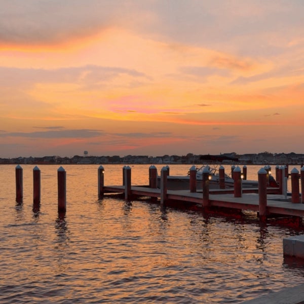 Twilight Lake - Lake in Bay Head