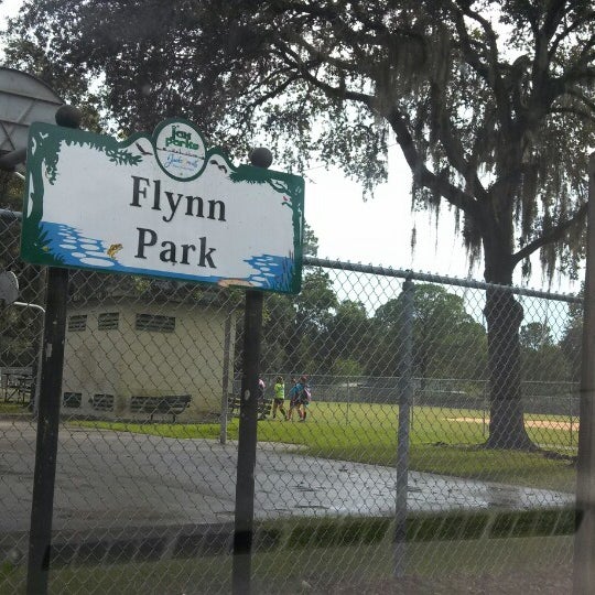 Flynn Park - Park in Mandarin