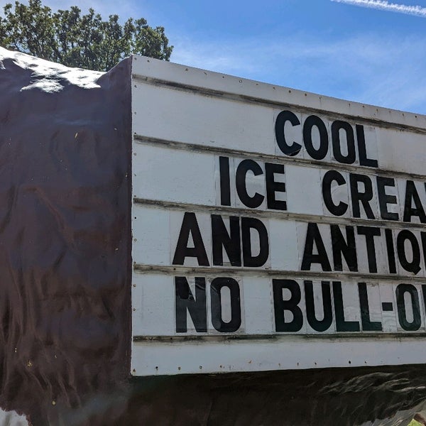 Silo Ice Cream Parlor - Motley, MN