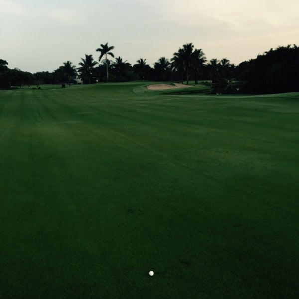 Photos at Jacaranda Golf Club - Golf Course in Jacaranda