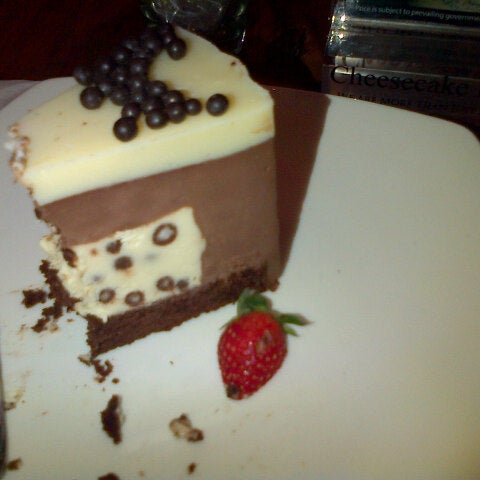 Cheese Cake Factory - 30 tips from 1922 visitors