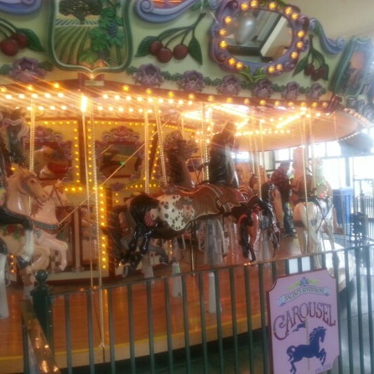 Photos at Salem Riverfront Carousel - Theme Park Ride / Attraction
