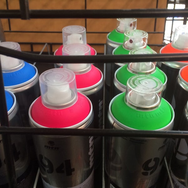 Klenosky Paint - Williamsburg - 2 tips from 132 visitors