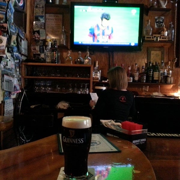 The Cottage Bar - 178 Cedar Ln