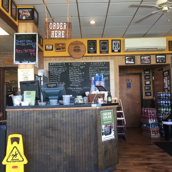 Local Smoke BBQ - 40 tips from 478 visitors