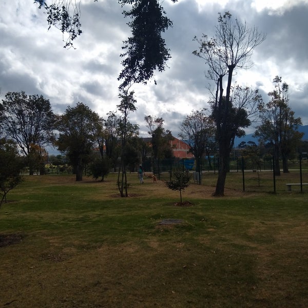 Parque Metropolitano El Tunal - Park in Bogotá