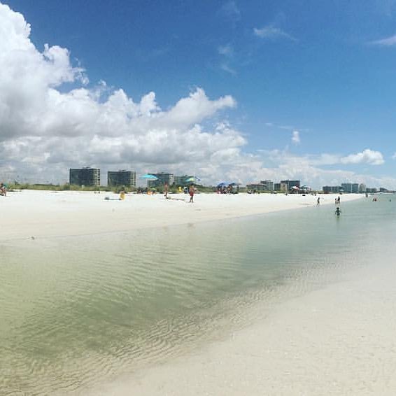 Tigertail Beach Cafe - 1 tip