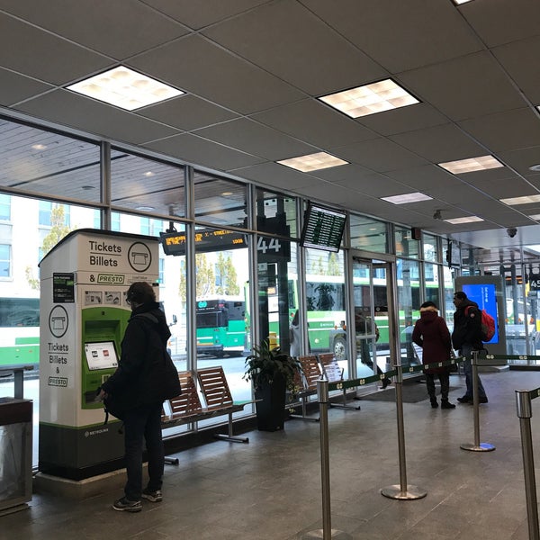 Photos at Union Station GO Bus Terminal - Entertainment District ...