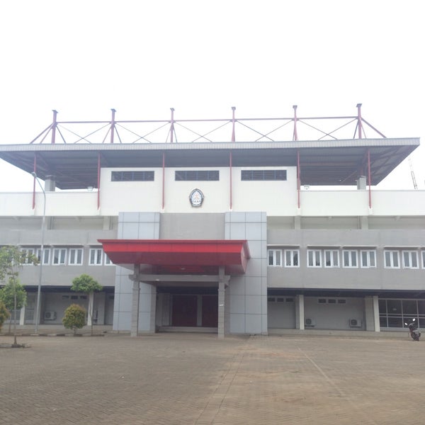 Stadion Universitas Diponegoro Tembalang - 2 tips