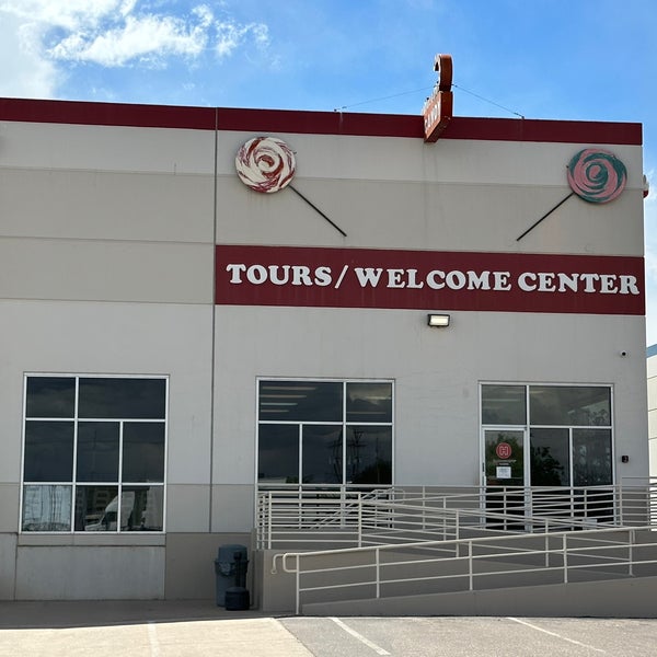 Hammond's Candies since 1920 - Candy Store