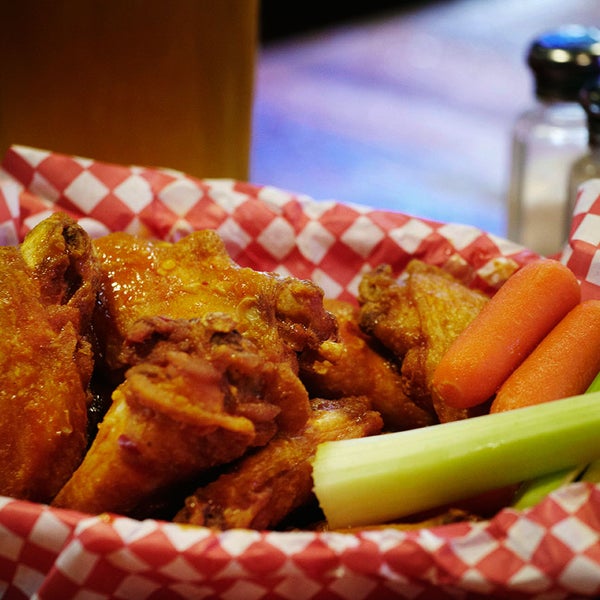 Fly'n Roosters - Restaurant