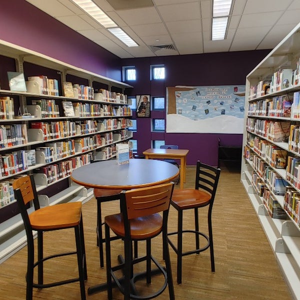 Charlotte Mecklenburg Library - University City Regional - University ...