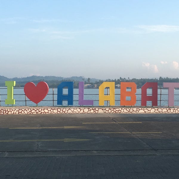 Port of Alabat - Pier