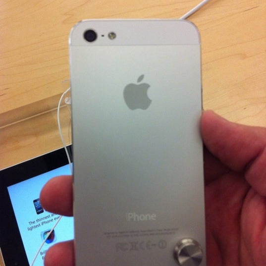Photos at Apple Providence Place - Electronics Store in Downtown Providence
