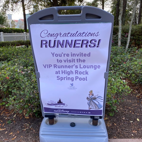 Photos at High Rock Spring Pool - Hotel Pool in Disney's Saratoga ...