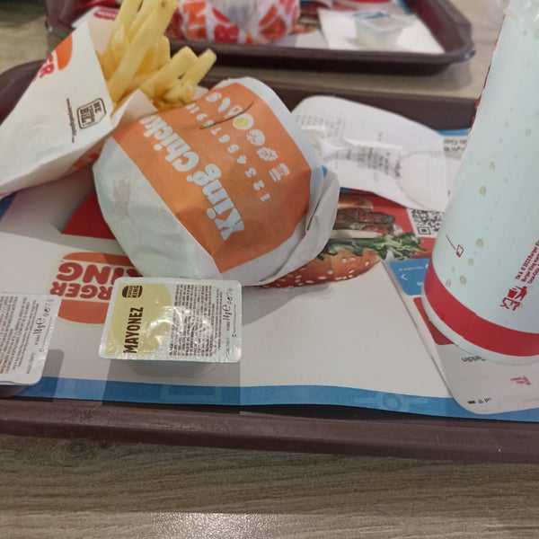 Burger King - Fast Food Restaurant