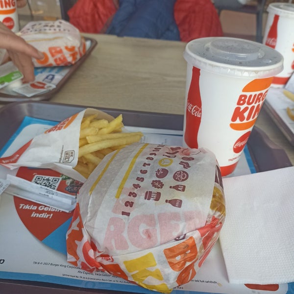 Burger King - Fast Food Restaurant